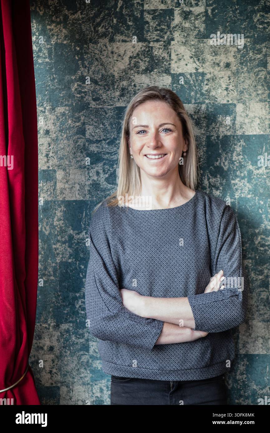 Negin zendegani lumen hi-res stock photography and images - Alamy