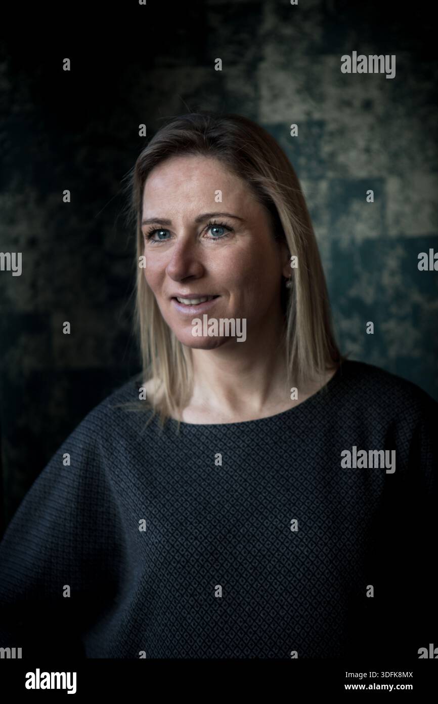 Negin zendegani lumen hi-res stock photography and images - Alamy