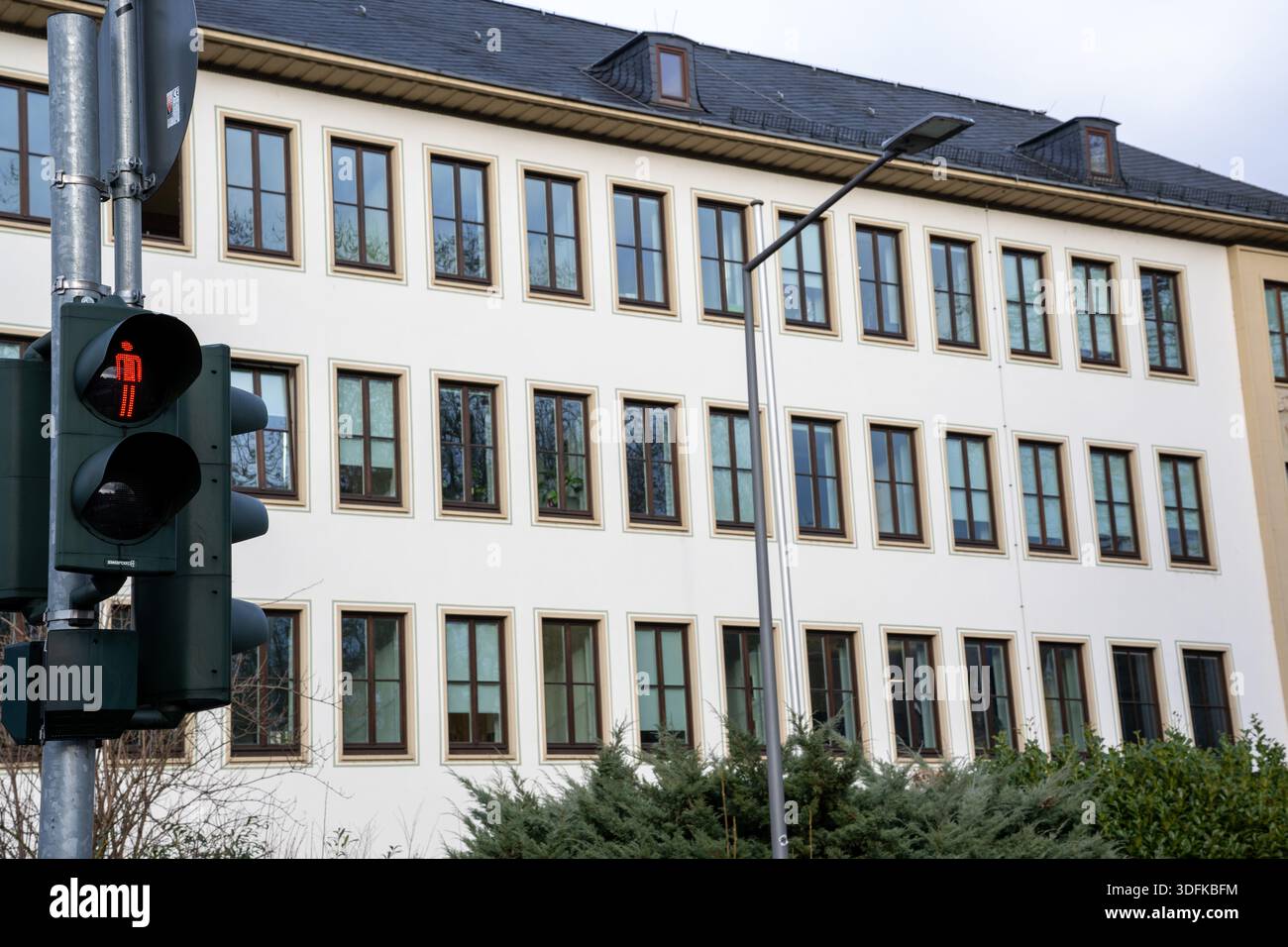 13 January 2026, Rhineland-Palatinate, Trier: A red traffic light ...