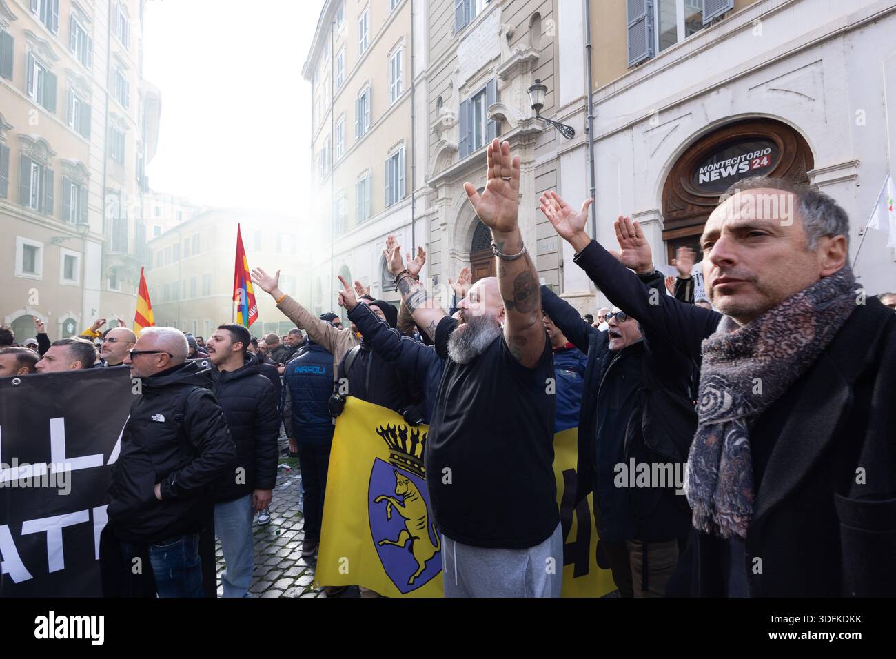 Demonstration in Rome on the occasion of the national taxi drivers ...