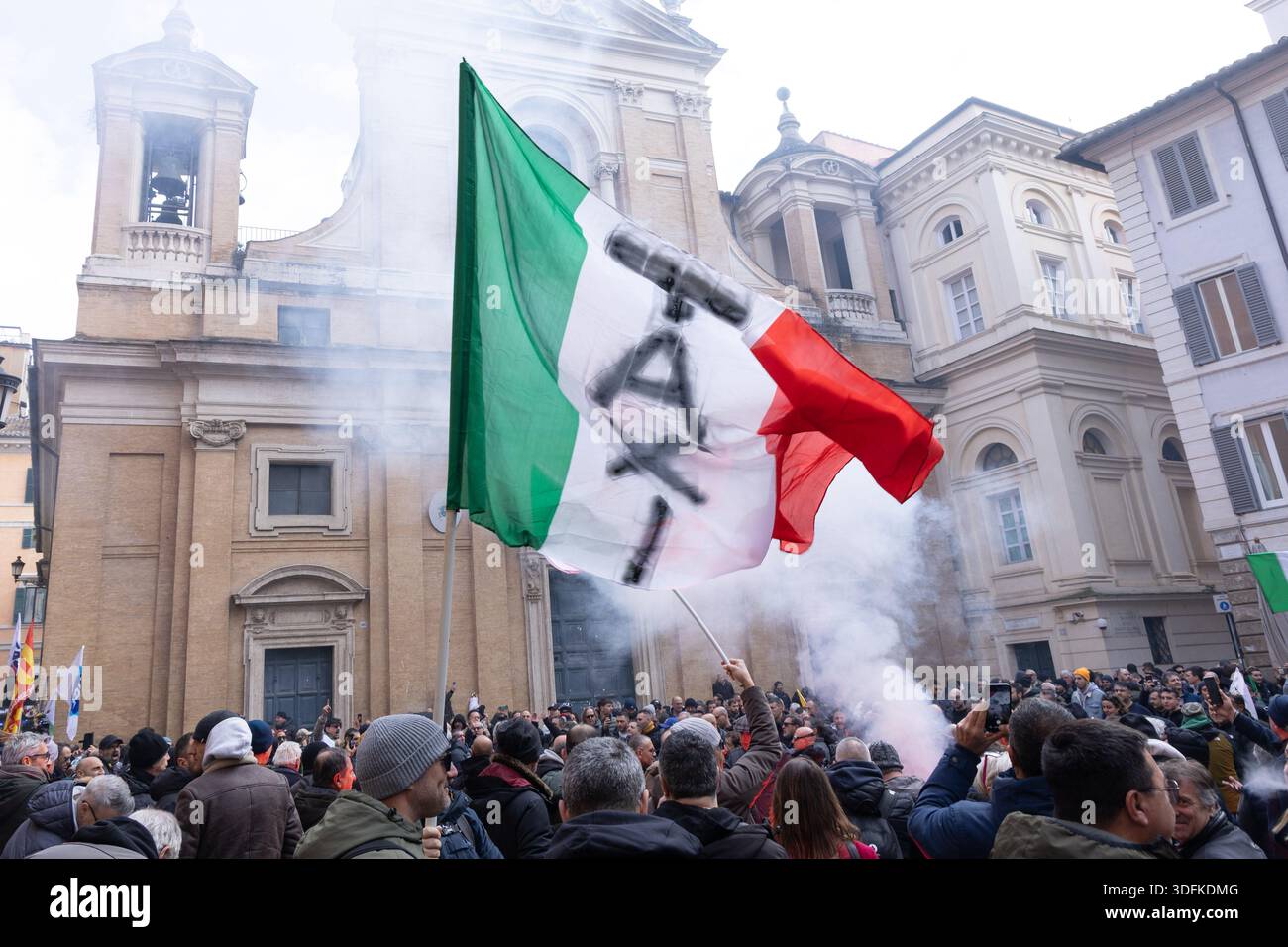 Demonstration in Rome on the occasion of the national taxi drivers ...