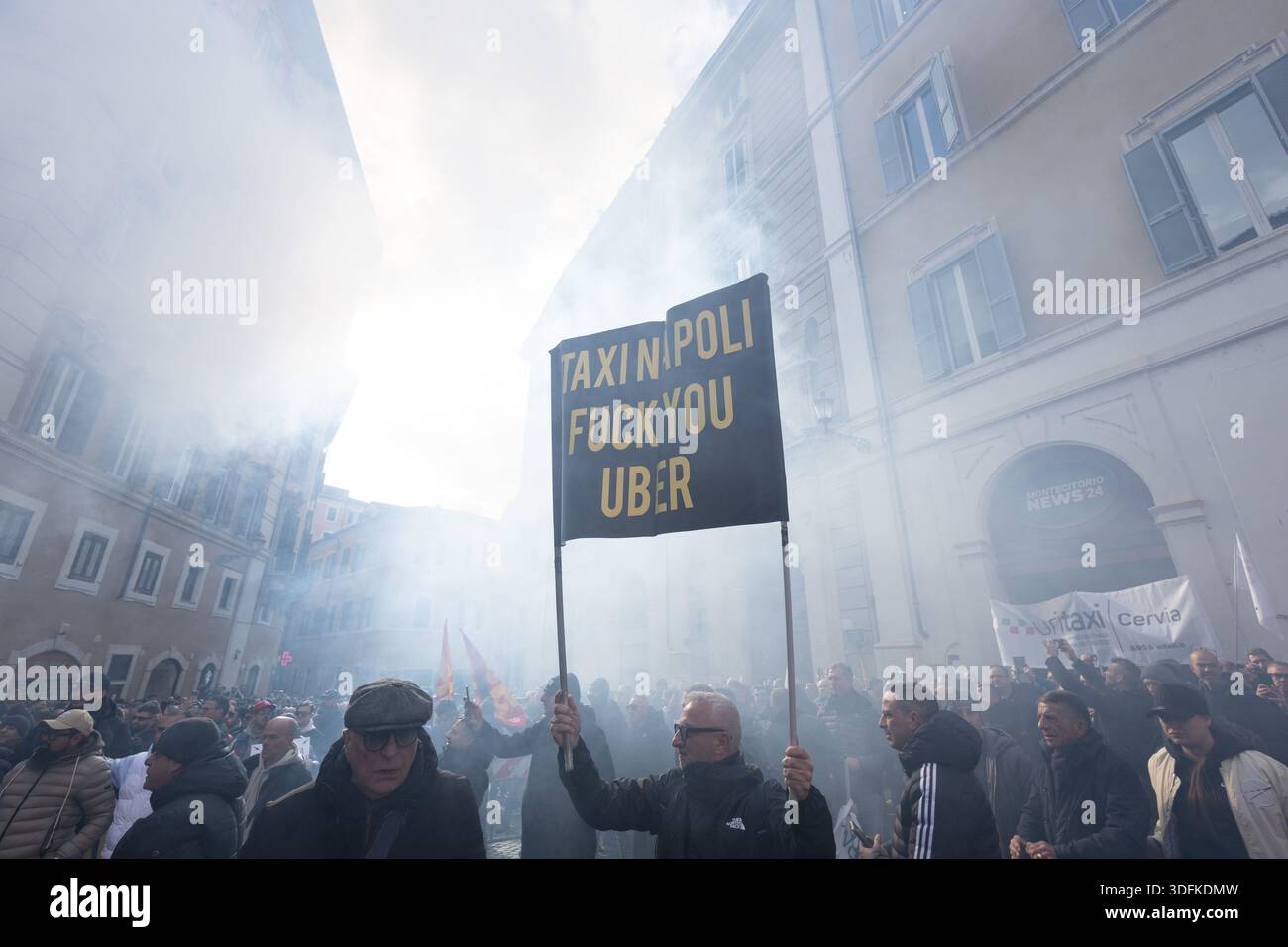 Demonstration in Rome on the occasion of the national taxi drivers ...