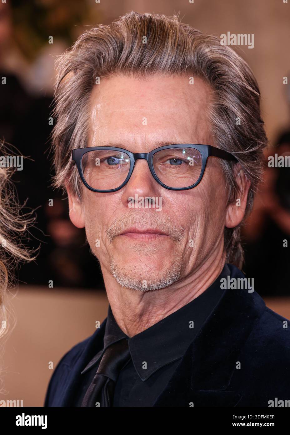 BEVERLY HILLS, LOS ANGELES, CALIFORNIA, USA - JANUARY 11: Kevin Bacon ...