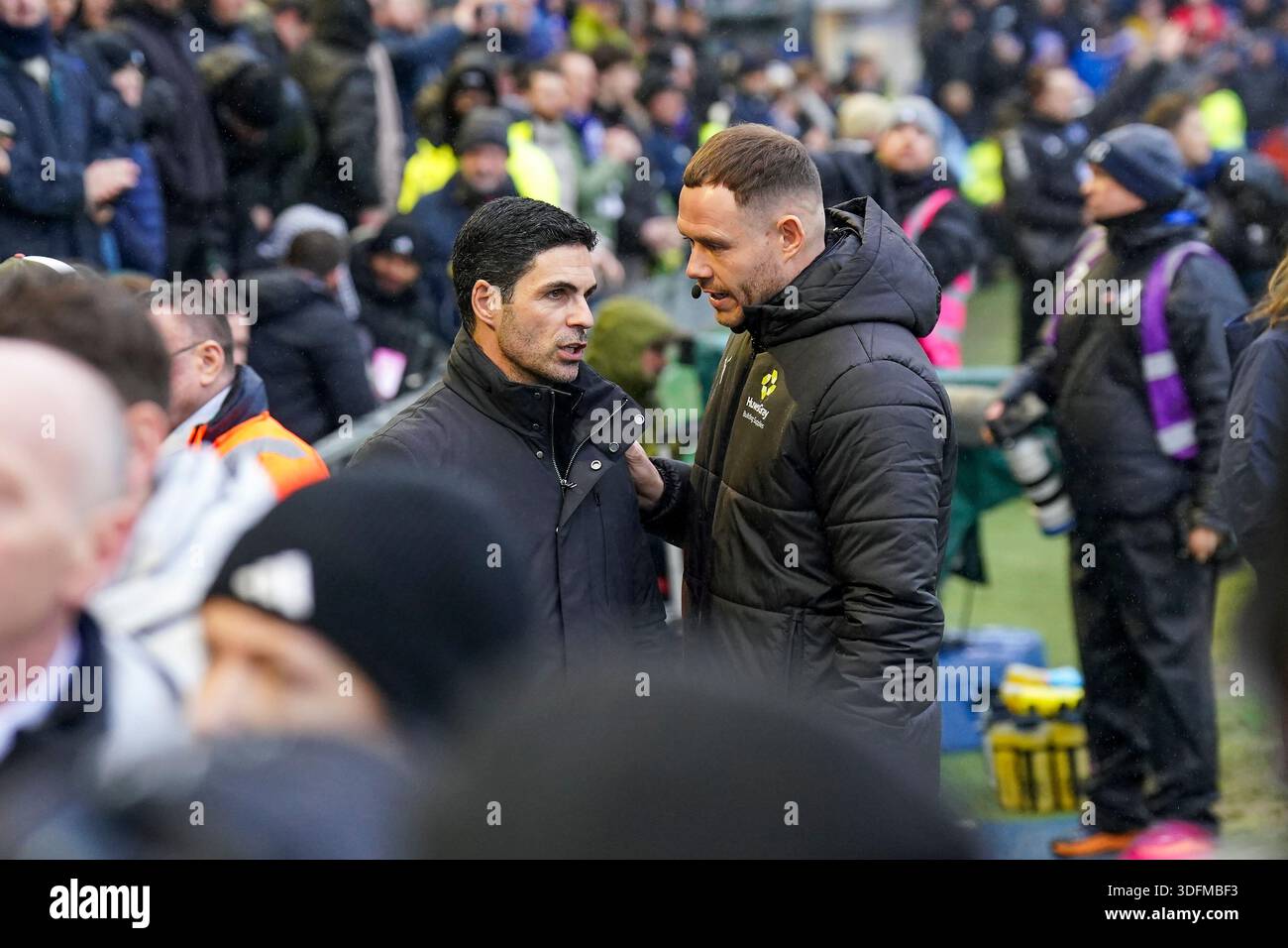 Arsenal Manager Mikel Arteta speaks with Fourth Official Leigh Doughty ...