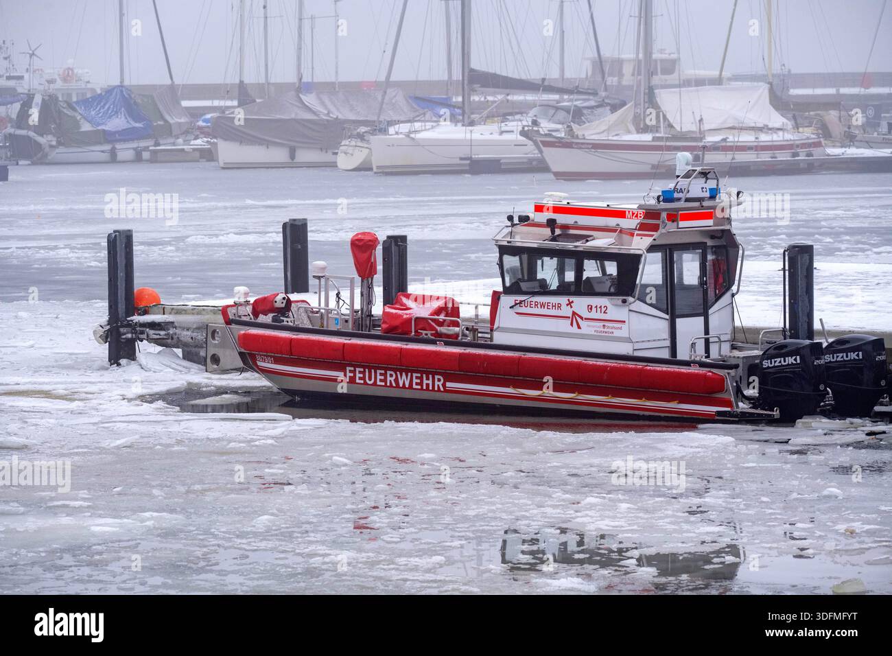 13 January 2026, Mecklenburg-Western Pomerania, Stralsund: A fire ...
