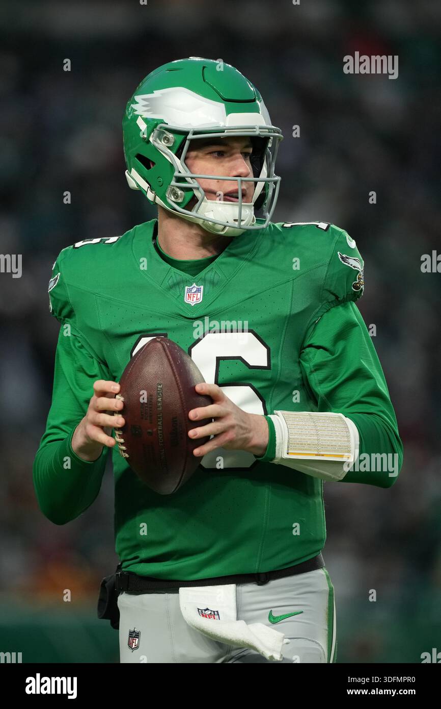 Philadelphia Eagles' Tanner McKee warms up during an NFL football game ...