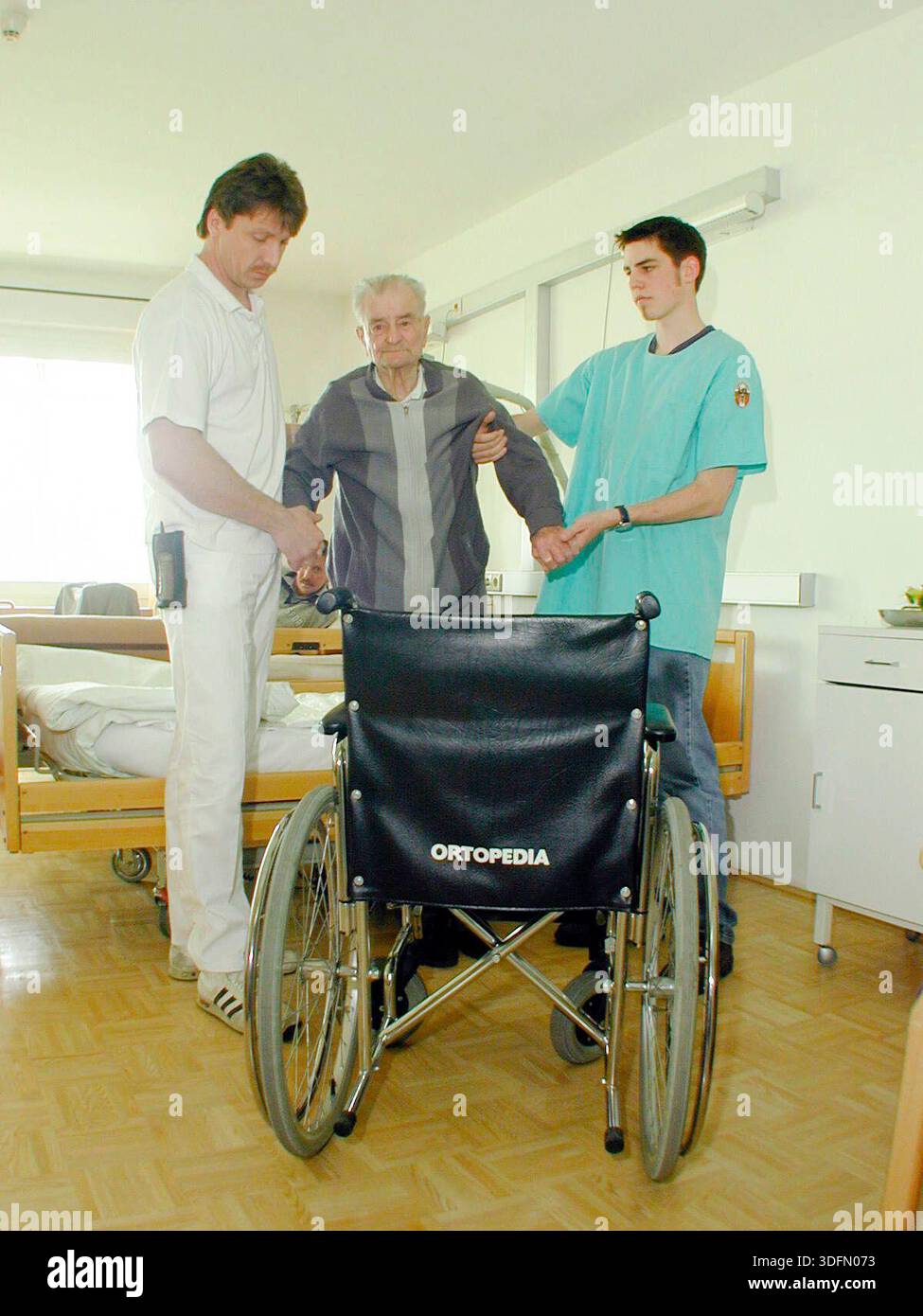 the civil service or alternative military service in Austrian society ...