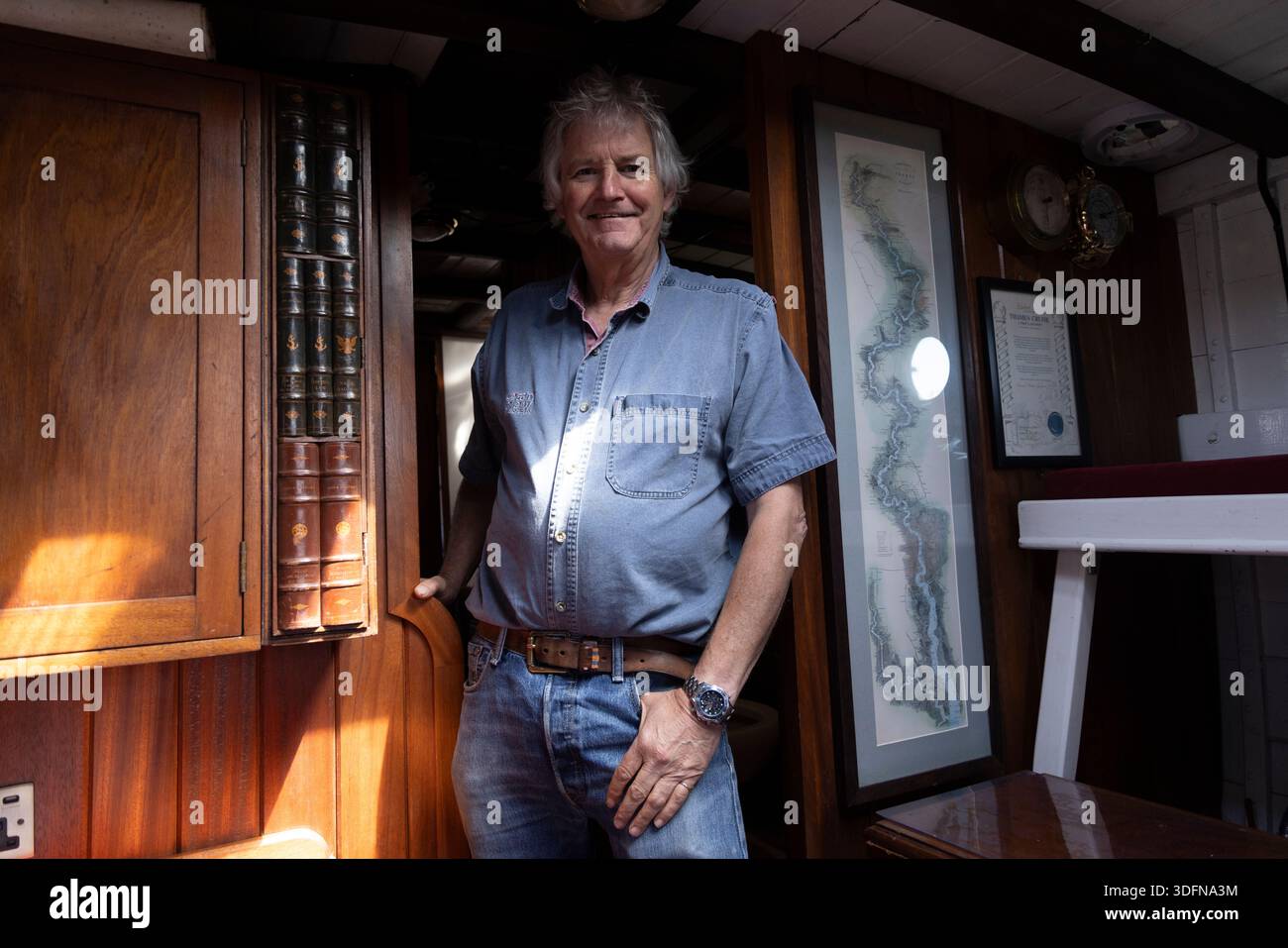 Elvin boat hi-res stock photography and images - Alamy