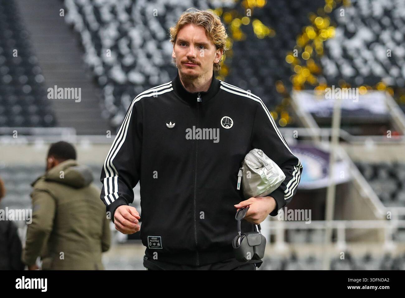Nick Woltemade Of Newcastle United Arrives during the Newcastle United ...
