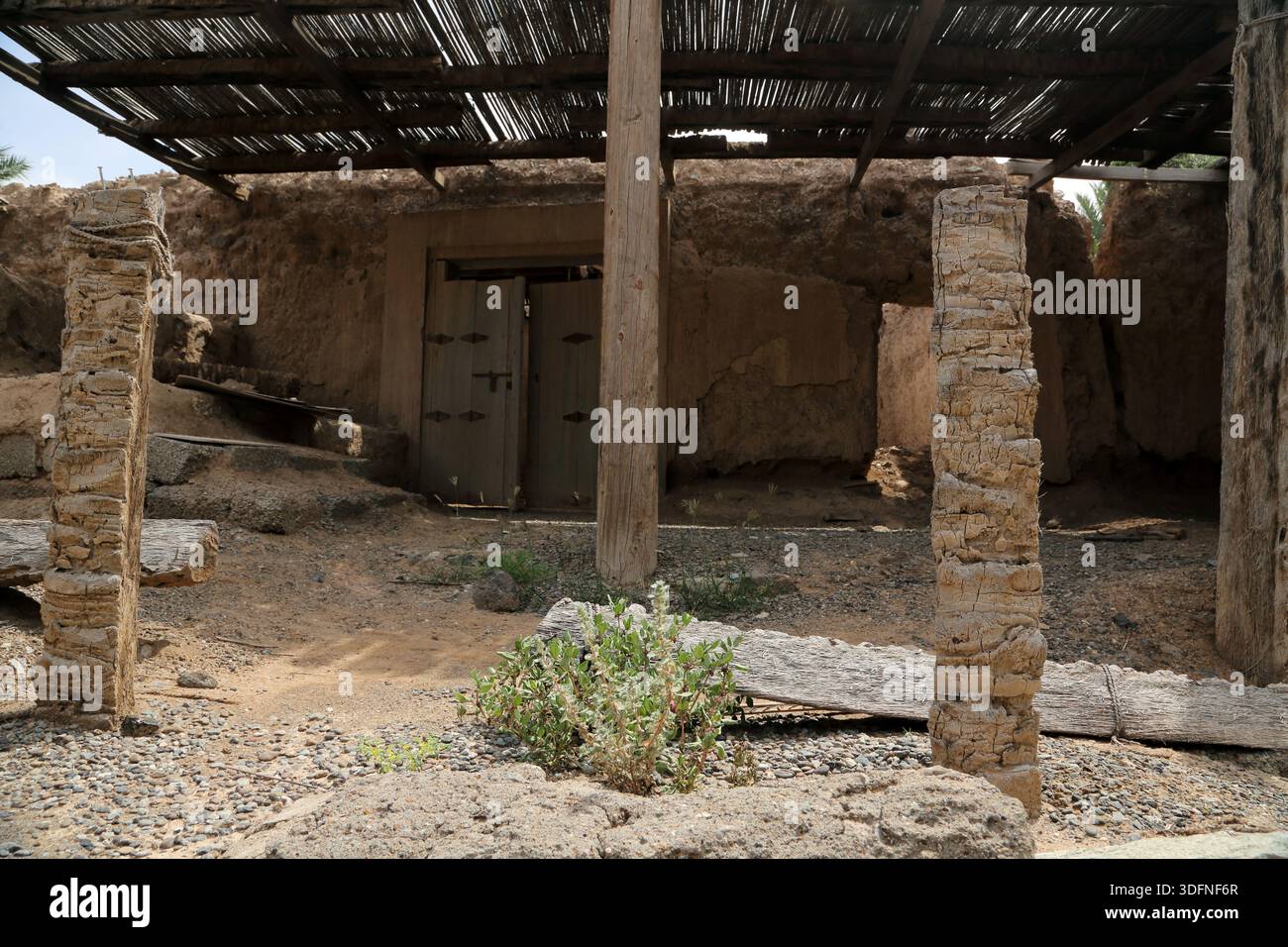 Al-Mudhayrib Oman old mud buildings Stock Photo - Alamy