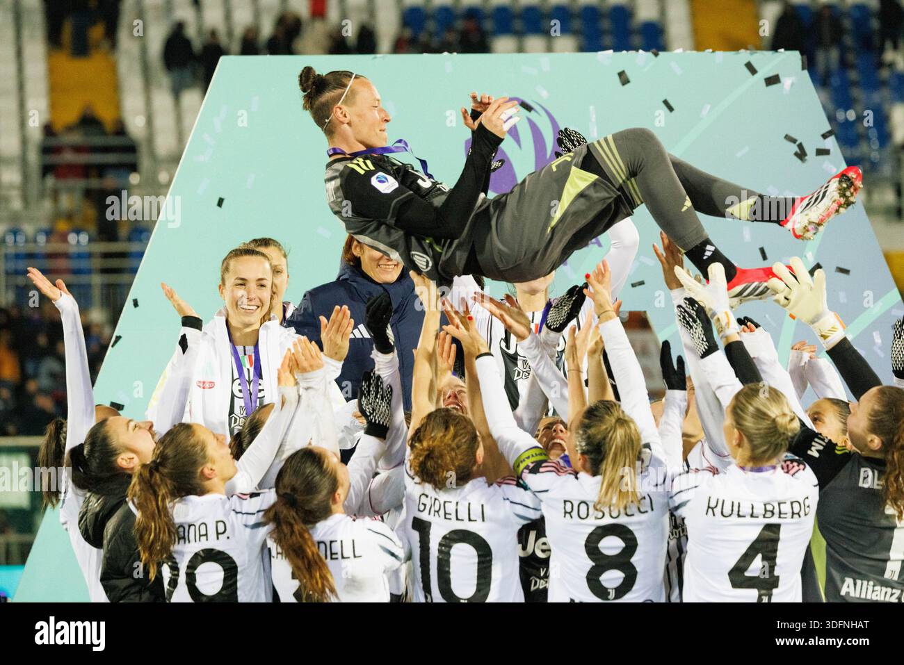 Juventus Women players lift their goalkeeper Pauline Peyraud-Magnin in ...