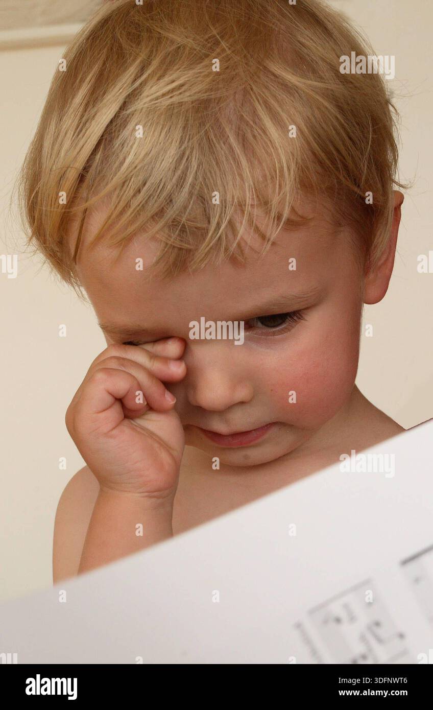 Kind DEU, Deutschland, 20260101, - Kind mit Buch, DEU, Germany ...