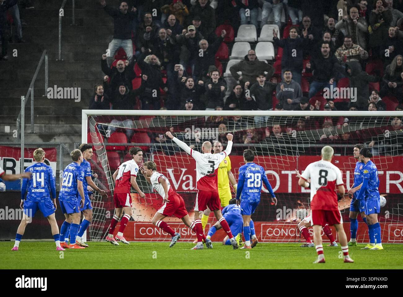 UTRECHT - Dani de Wit of FC Utrecht scores the 1-0 during the round of ...