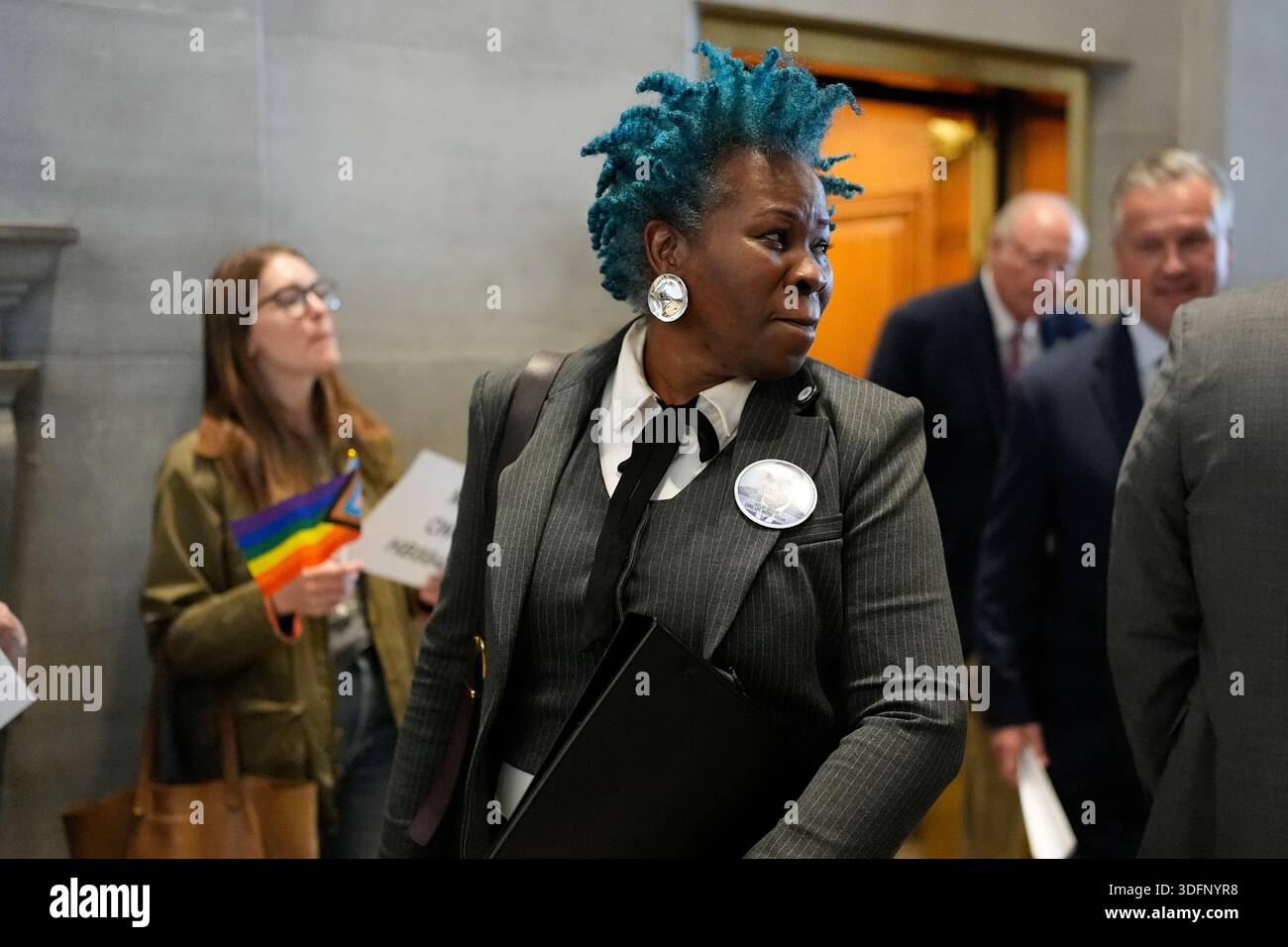 Rep. Shaundelle Brooks, D-Hermitage, arrives to the House chamber ...