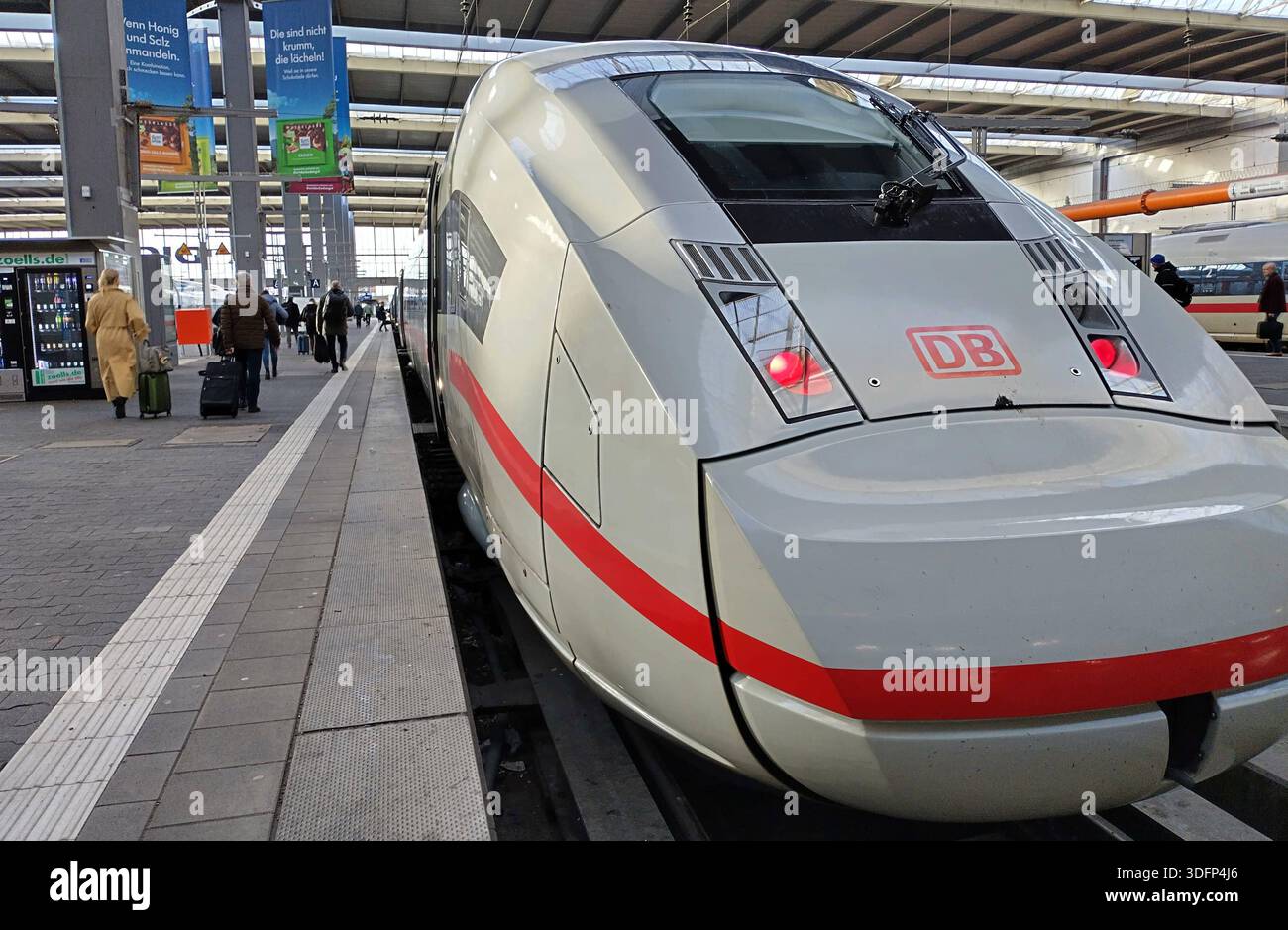 Schne Mnchen Nach Hamburg Zug Bildernull
