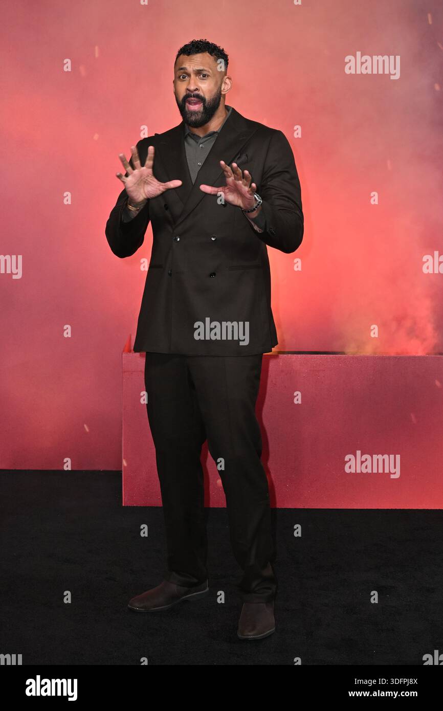 Chi Lewis-Parry walks the red carpet. Chi Lewis-Parry walks the red ...