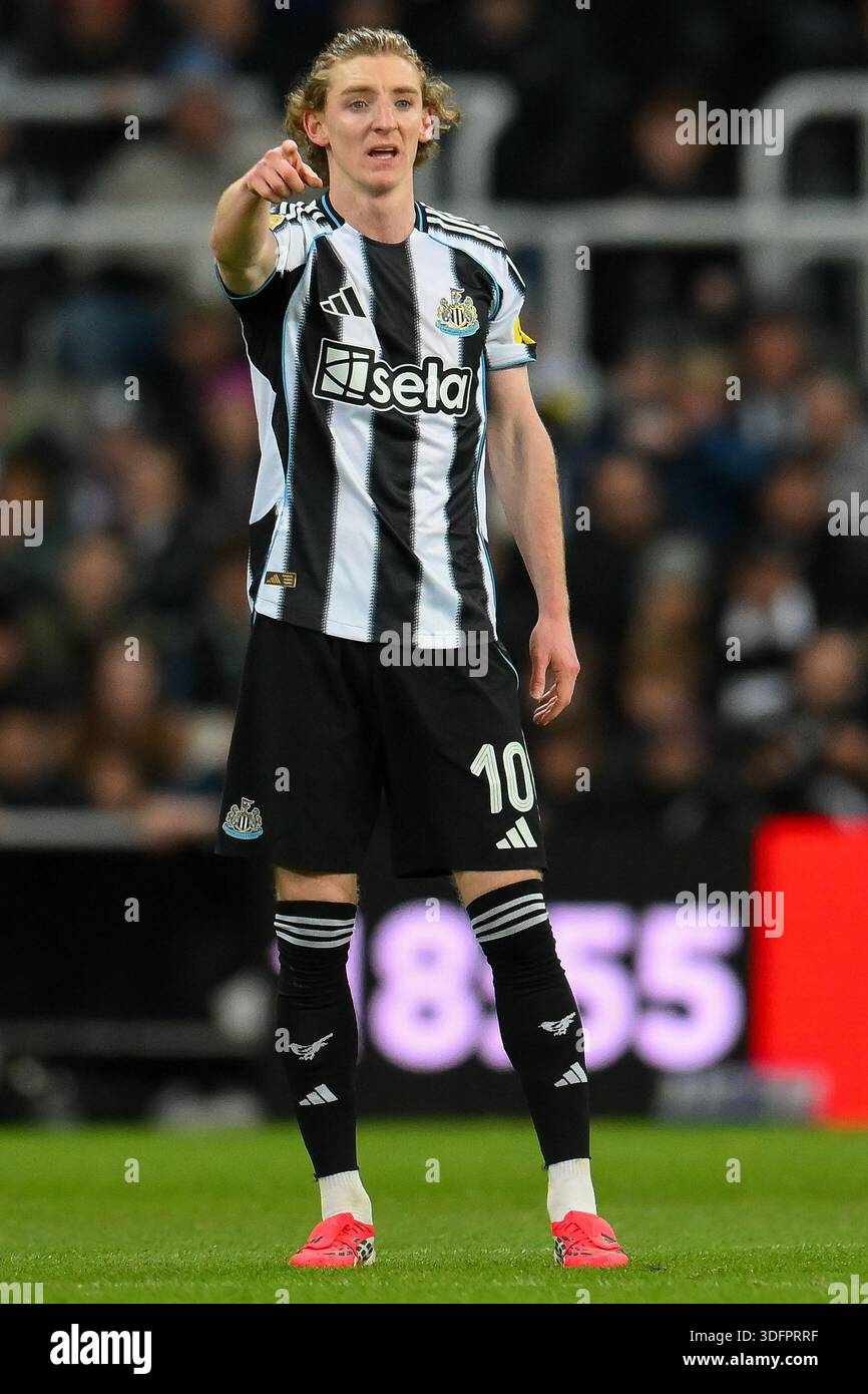 Anthony Gordon of Newcastle United during the Carabao Cup Semi Final ...