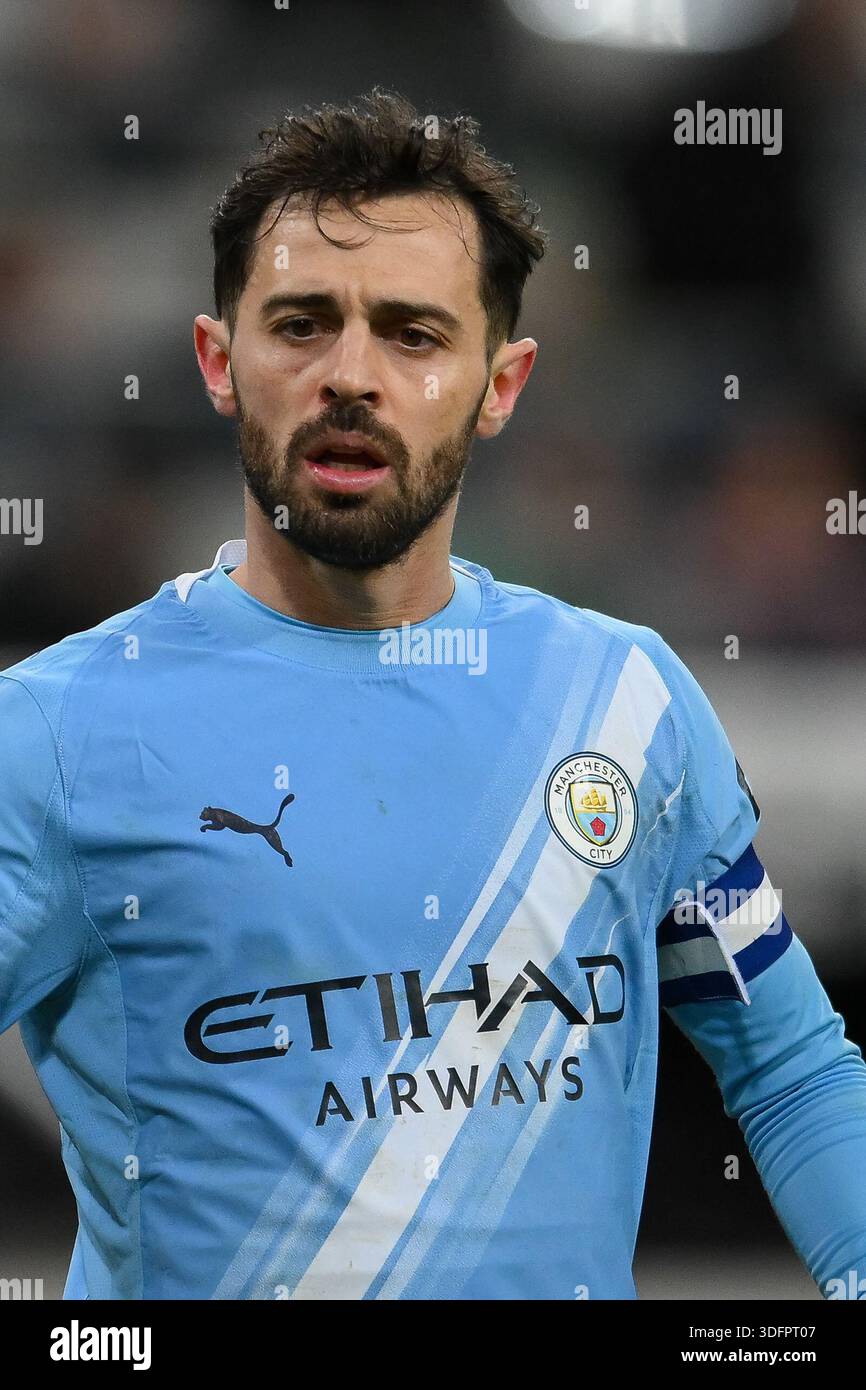 Bernardo Silva of Manchester City during the Carabao Cup Semi Final ...