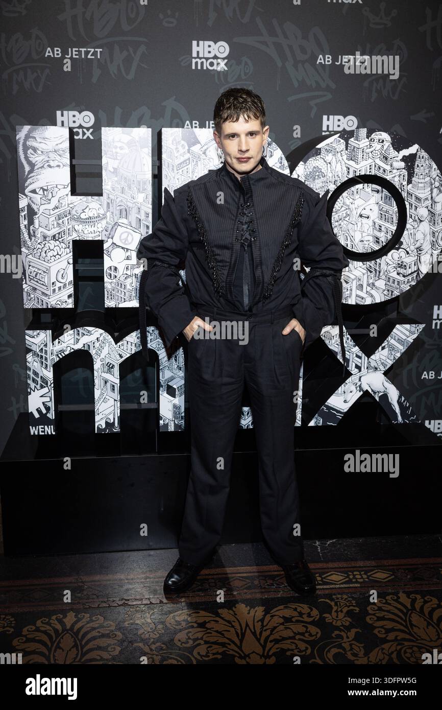 Party A KNIGHT OF THE SEVEN KINGDOMS Shaun Thomas Raymun Fossoway ...