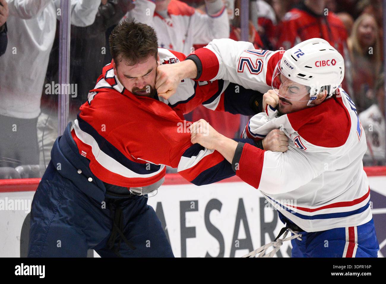 Montréal Canadiens defenseman Arber Xhekaj (72) fights with Washington ...