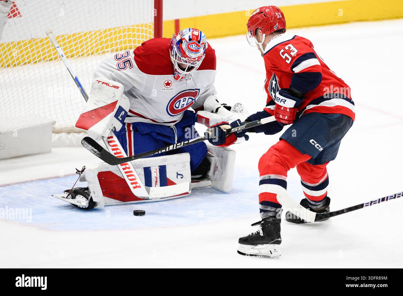 Montréal Canadiens goaltender Samuel Montembeault (35) stops the puck ...