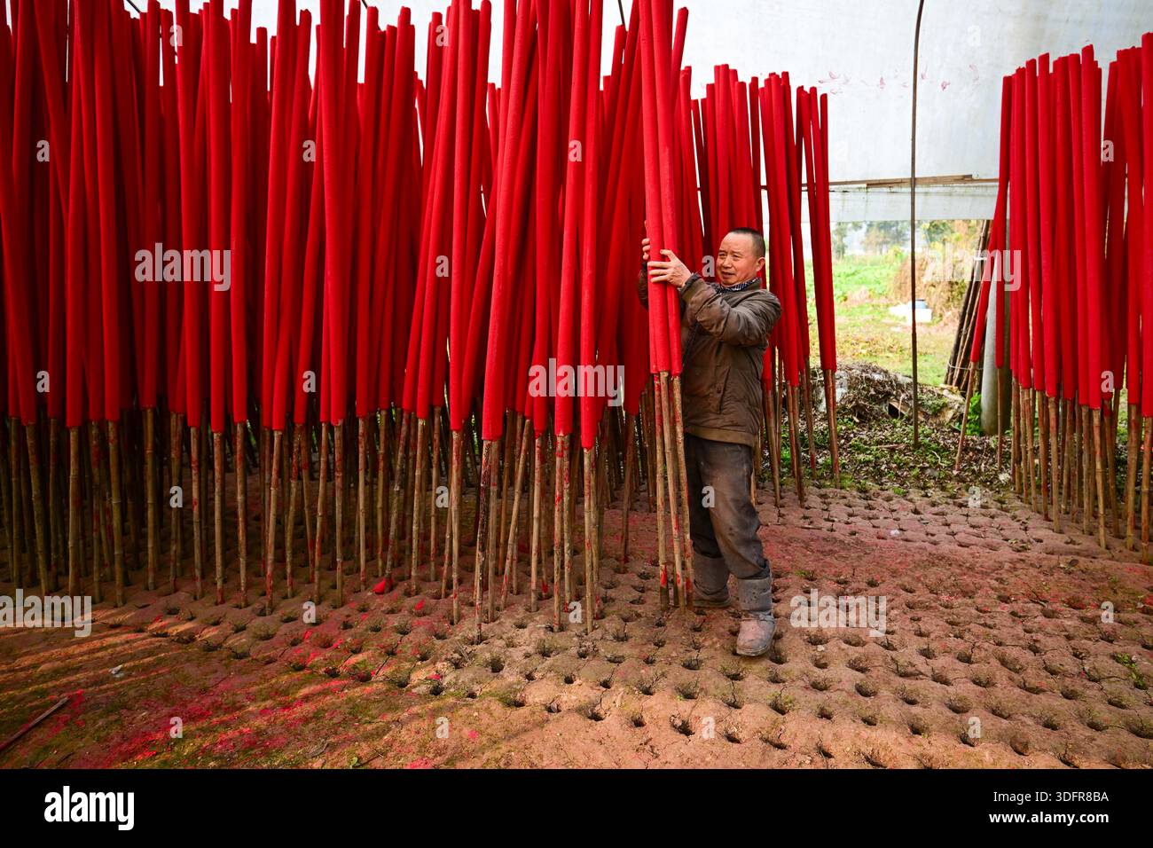 **CHINESE MAINLAND, HONG KONG, MACAU AND TAIWAN OUT** Workers make ...