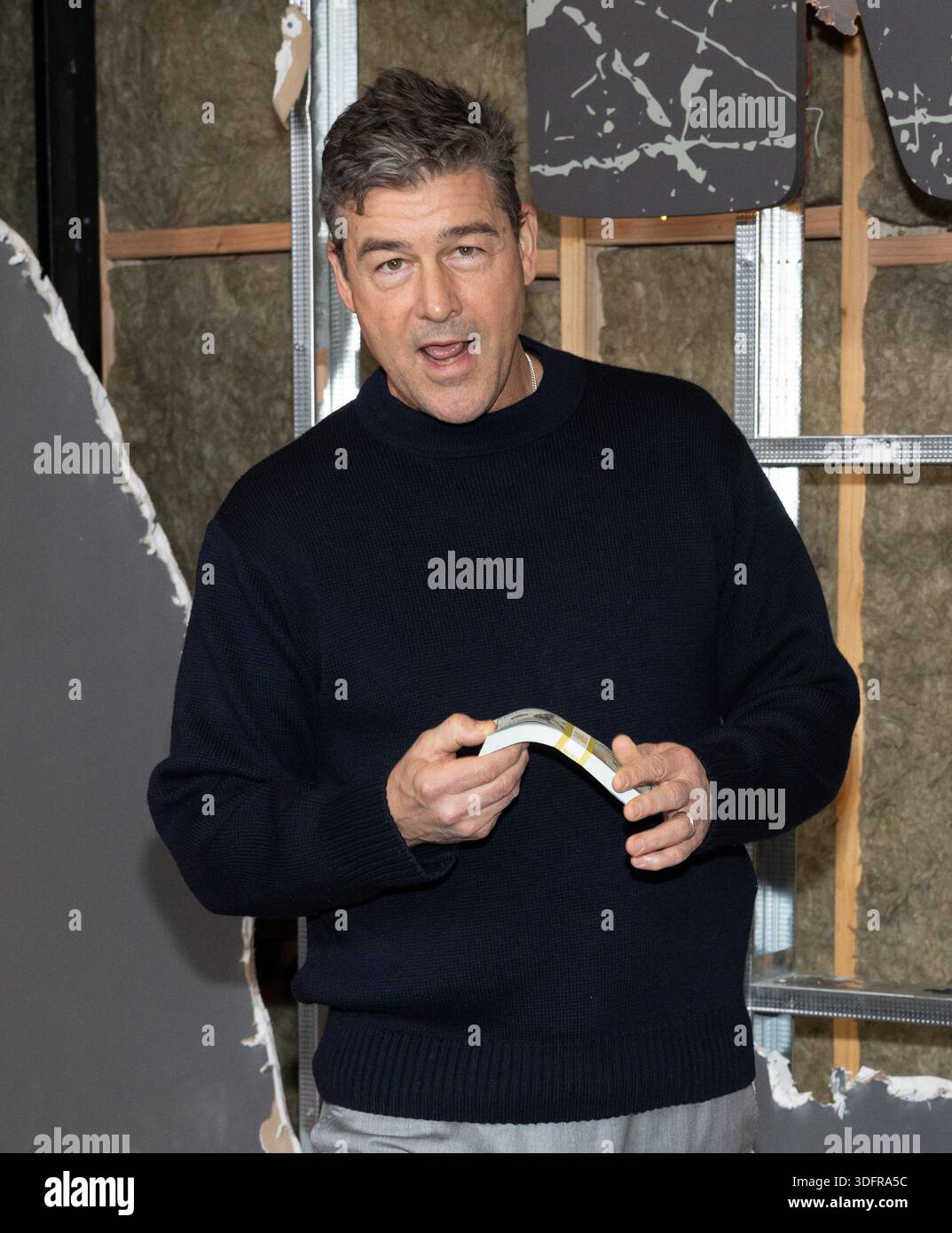 Kyle Chandler attends the world premiere of "The Rip" at Alice Tully ...