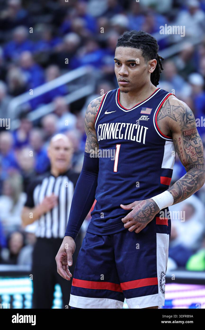 UConn Huskies guard Solo Ball (1) in the first half at Prudential ...