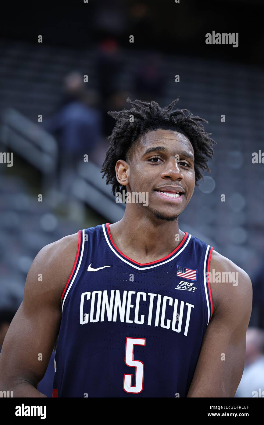 UConn Huskies center Tarris Reed Jr. (5) after the win at Prudential ...