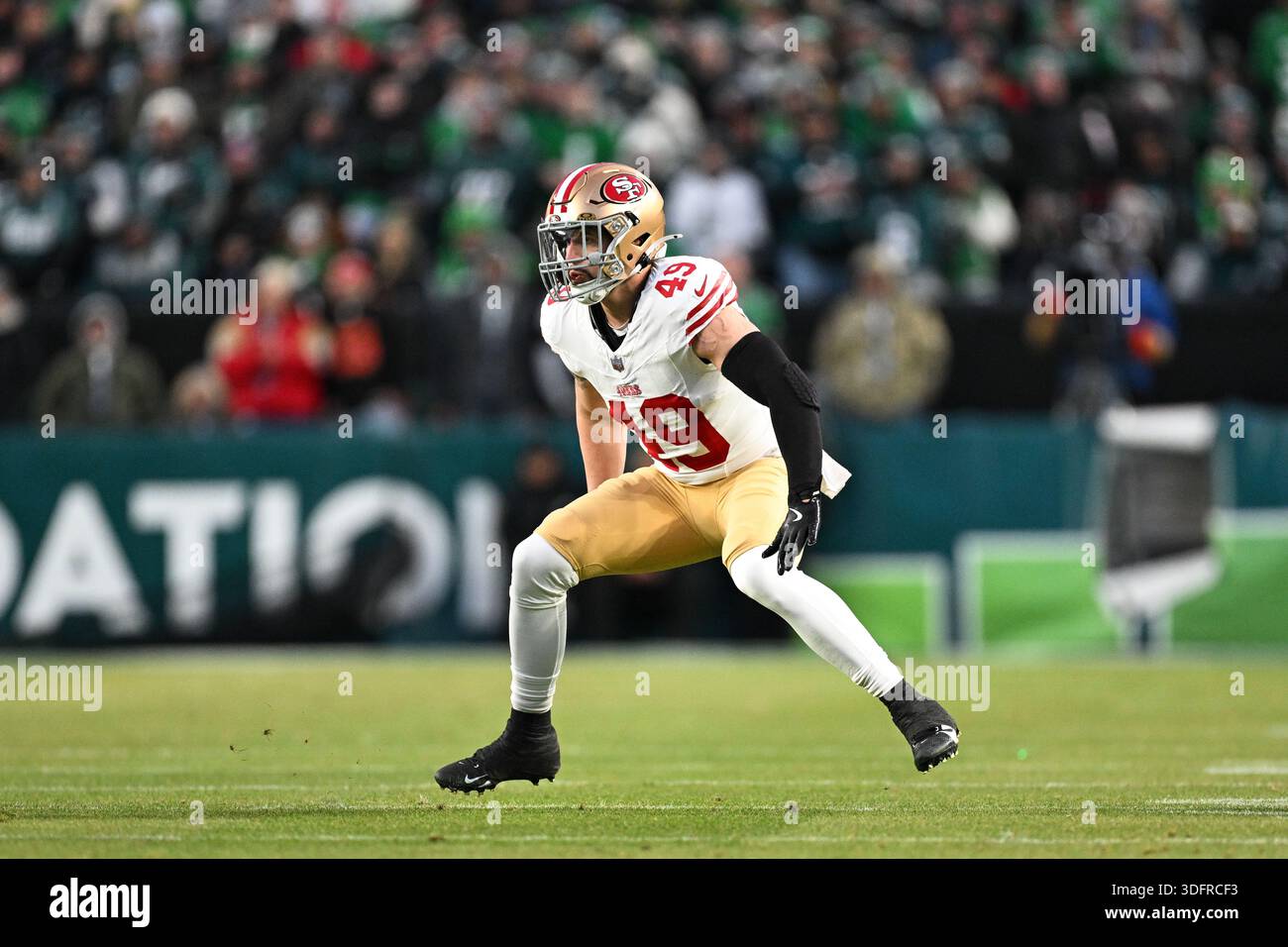 San Francisco 49ers linebacker Garret Wallow (49) in action during the ...