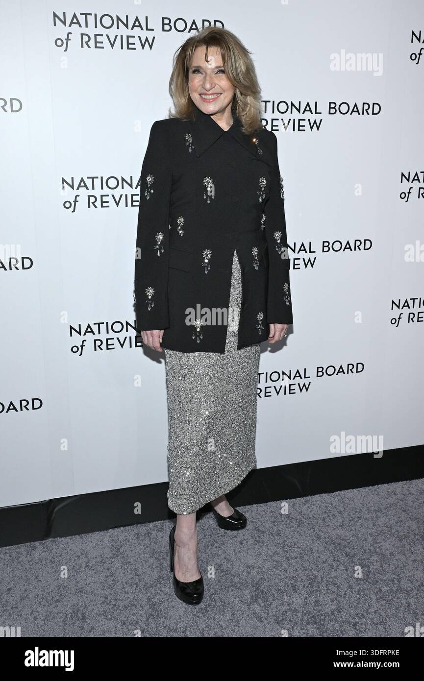 Liz Larsen walking the red carpet at 'The National Board of Review ...