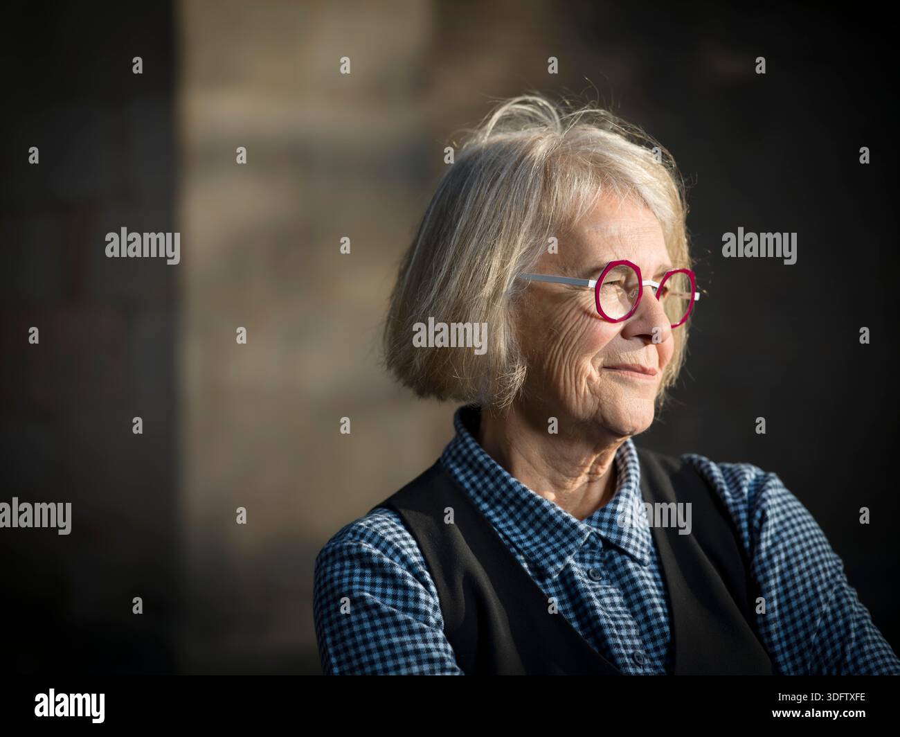 Truth reconciliation commission south africa hi-res stock photography ...
