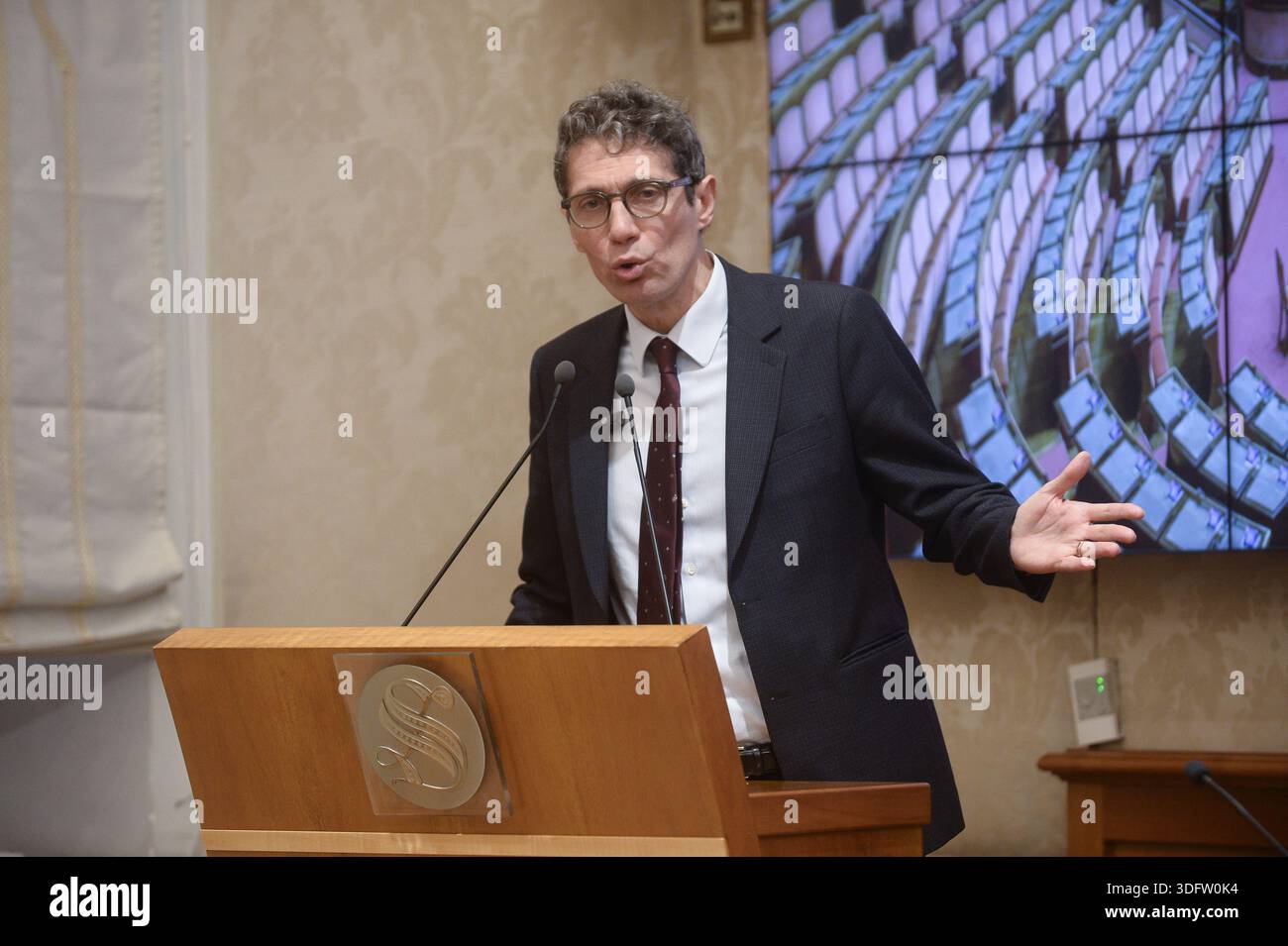 Rome Senate press conference entitled "On the Side of the Iranian ...