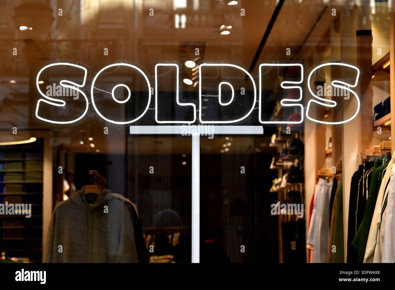 Paris france january 2026 french hi-res stock photography and images ...