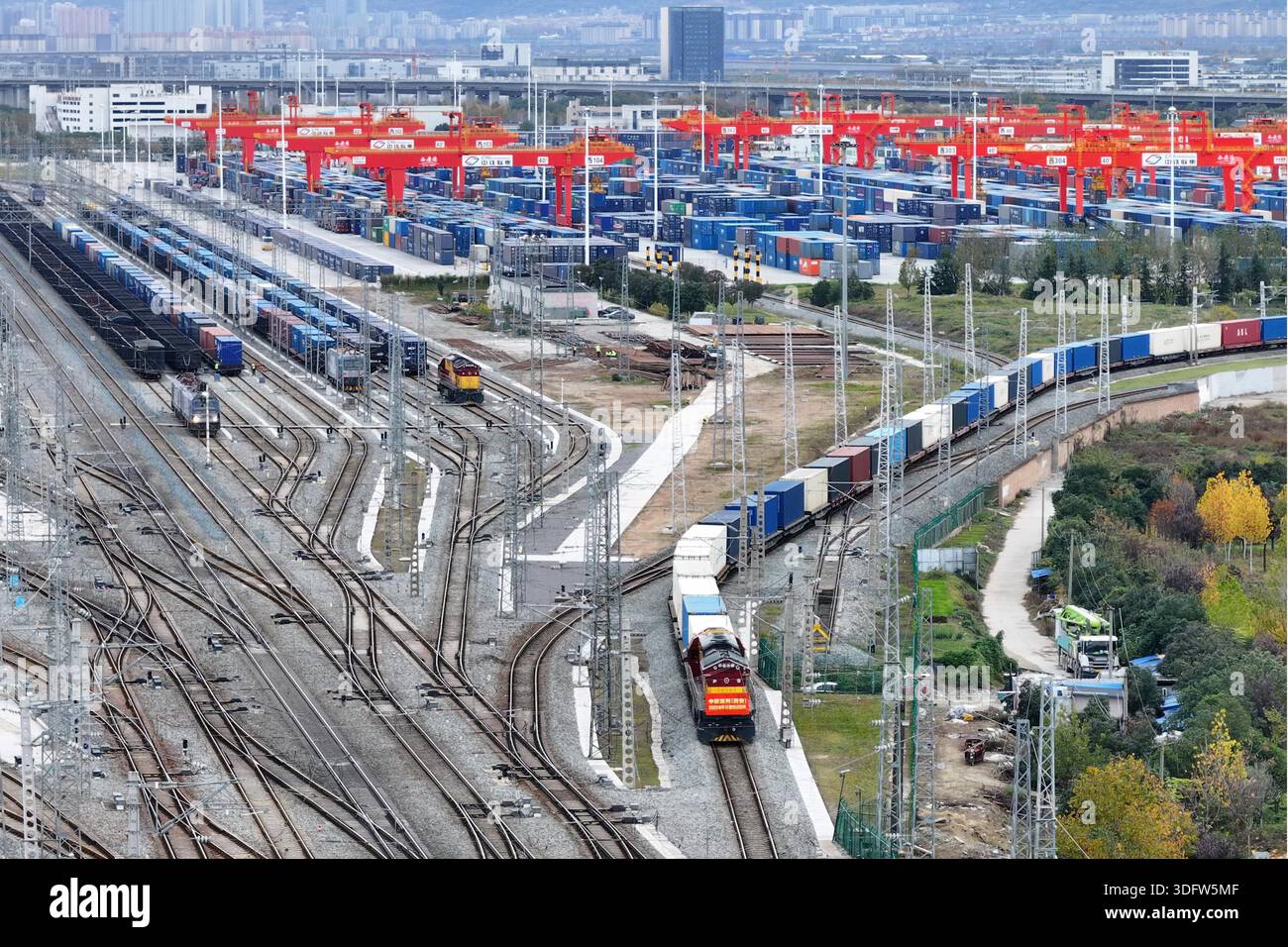 (260114) -- BEIJING, Jan. 14, 2026 (Xinhua) -- An aerial drone photo ...