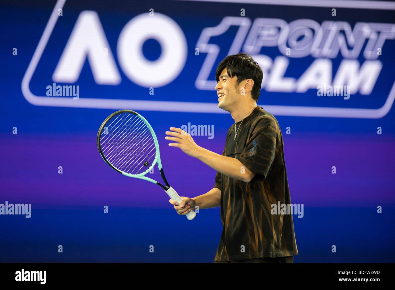 (260114) -- MELBOURNE, Jan. 14, 2026 (Xinhua) -- Chinese pop singer Jay ...