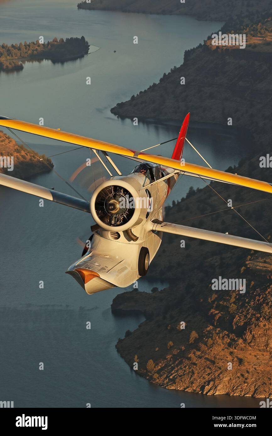 The Grumman J-2F-6 Duck, registration N3960C and serial number 33559 ...