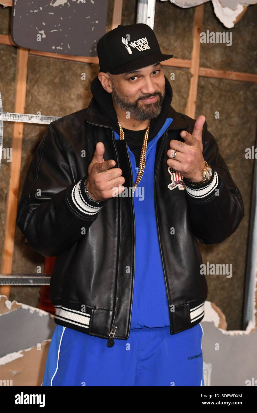 NEW YORK, NY - JANUARY 13: The Kid Mero at the Netflix World premiere ...