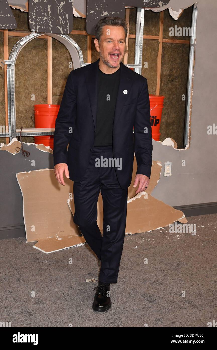 NEW YORK, NY - JANUARY 13: Matt Damon at the Netflix World premiere of ...