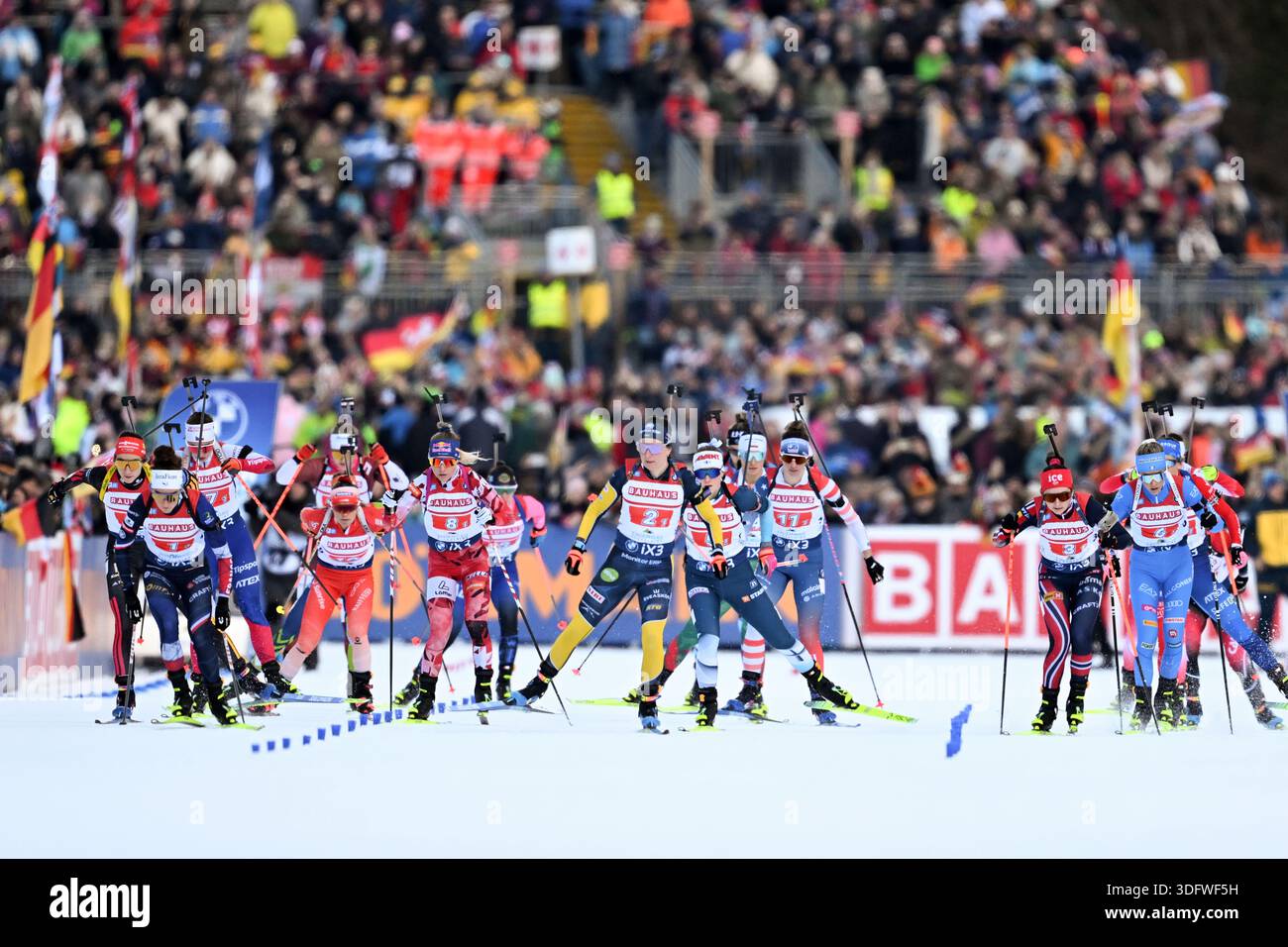 14 January 2026, Bavaria, Ruhpolding: Biathlon: World Cup, relay 4 x 6 ...