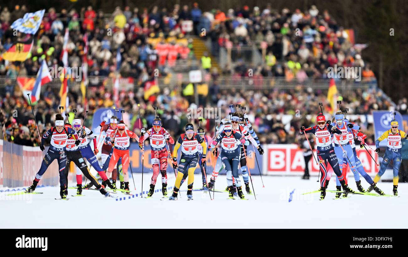 14 January 2026, Bavaria, Ruhpolding: Biathlon: World Cup, relay 4 x 6 ...