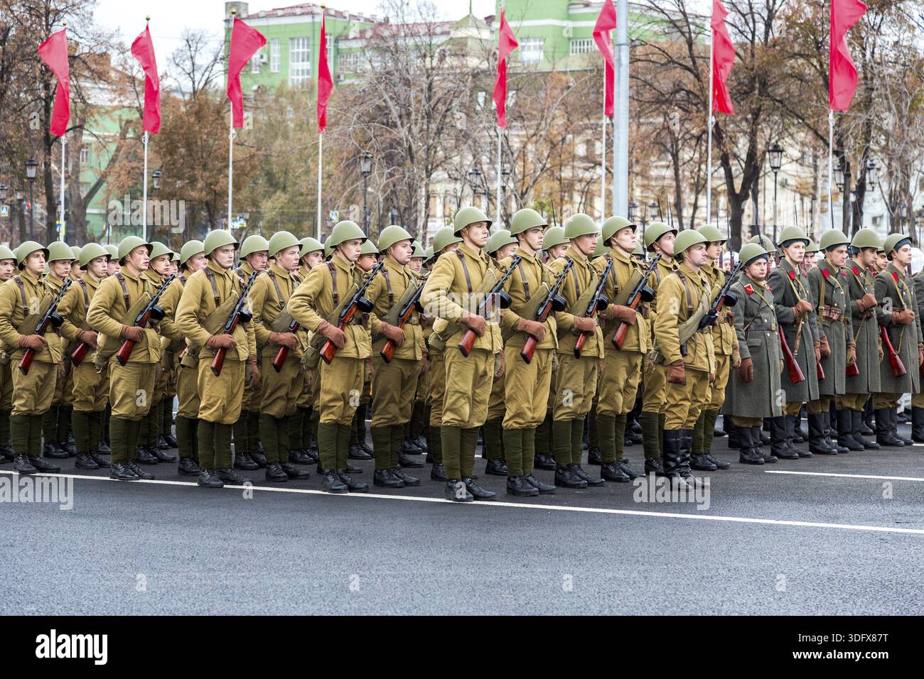 Samara, Russia - November 6Ð± 2017: Soldiers in old soviet military ...