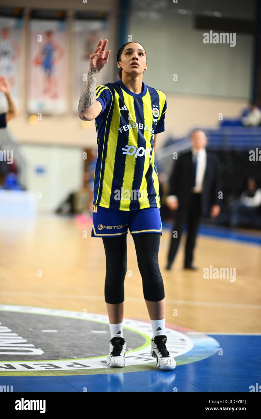 Gabby Williams of Fenerbahce during the Women's Euroleague match ...