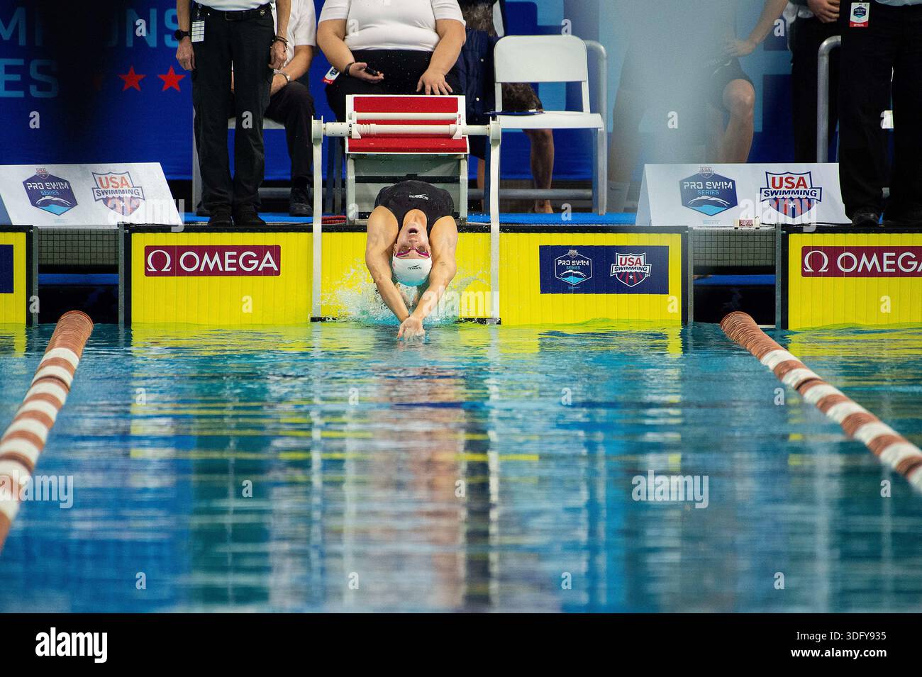 January 14, 2026: Regan Smith competing in the womenÕs 100 LC Meter ...