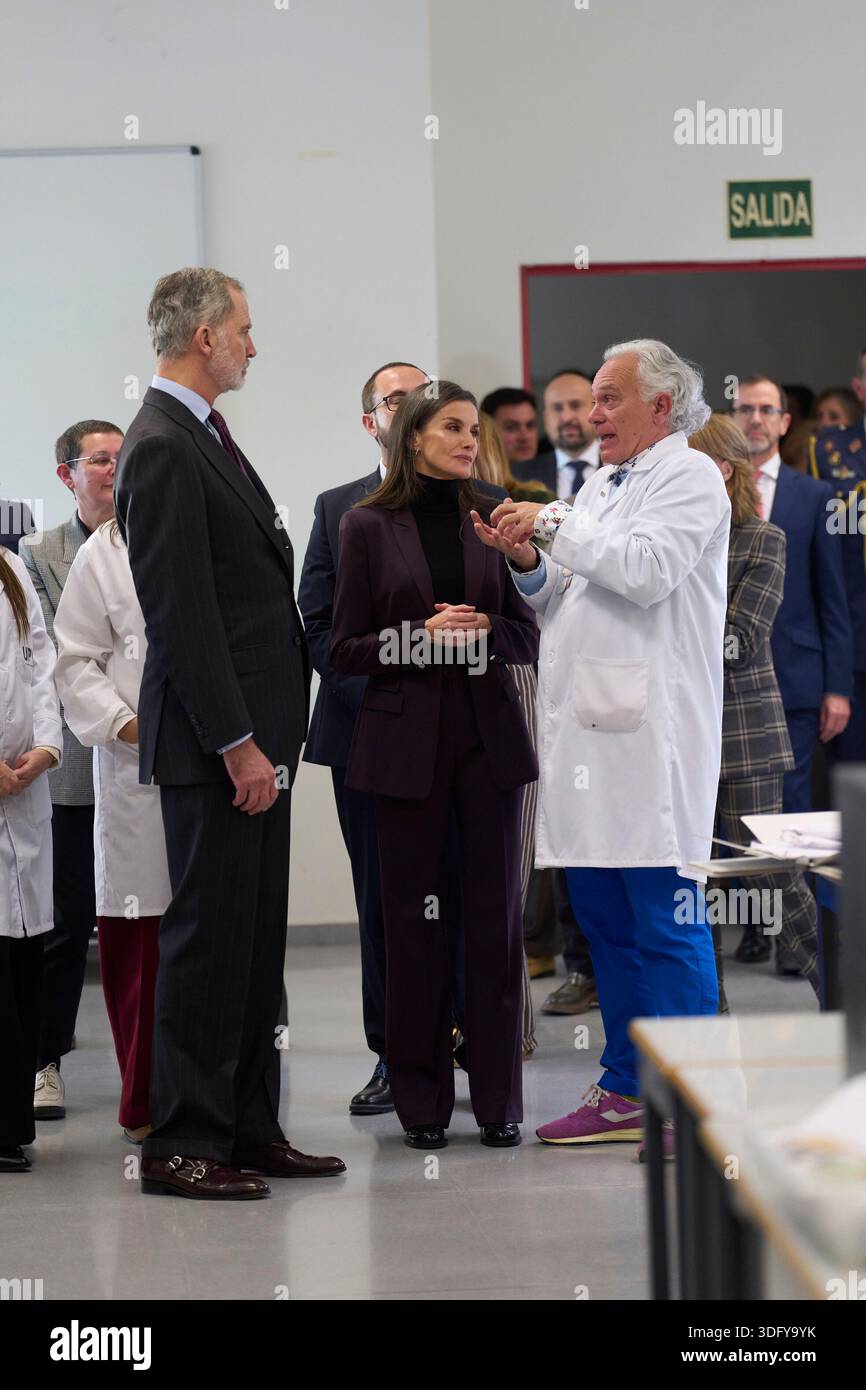 Queen Letizia of Spain visits to the project 'Save the Photos UPV ...