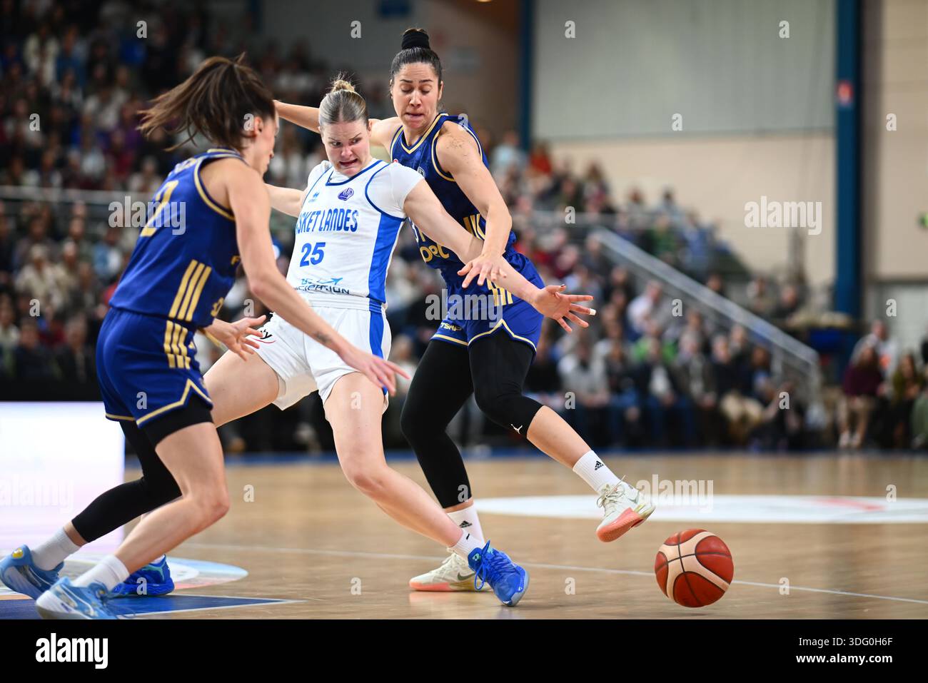 Becky Massey of Basket Landes during the Women's Euroleague match ...