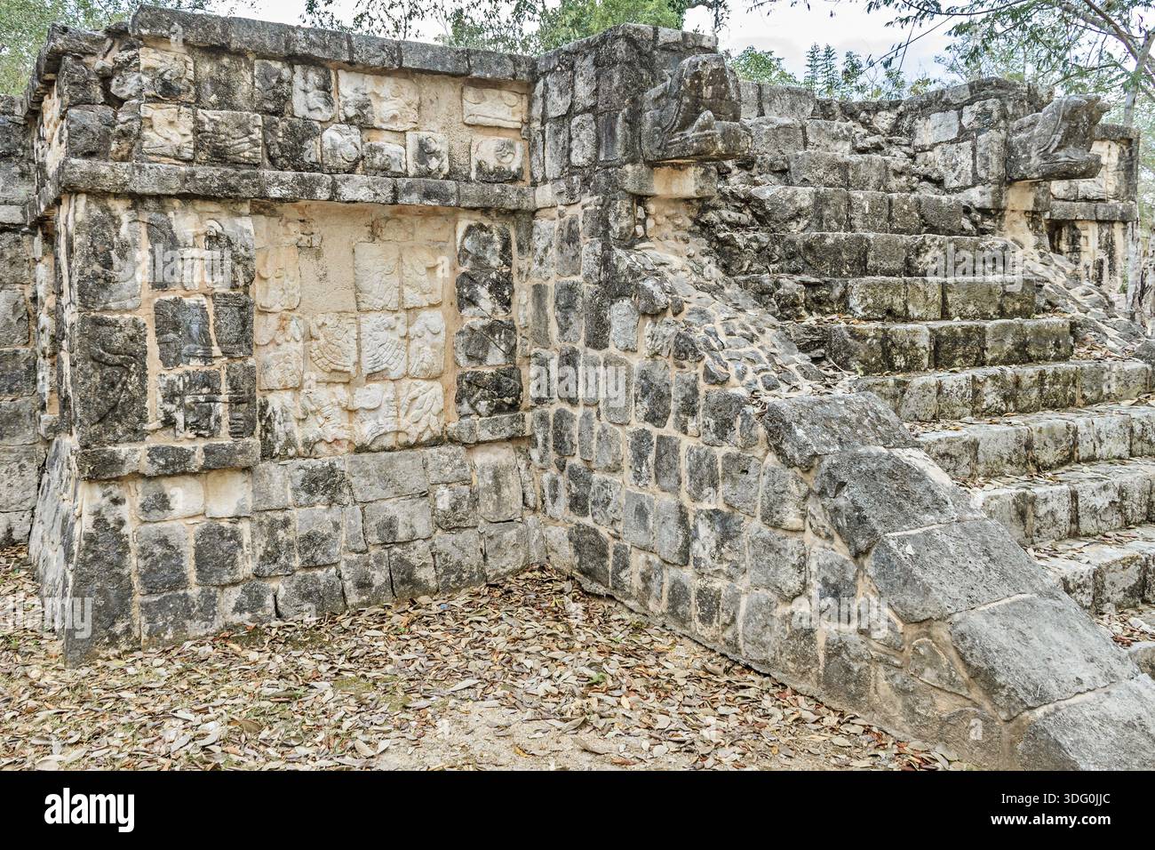 Excavation platform hi-res stock photography and images - Alamy