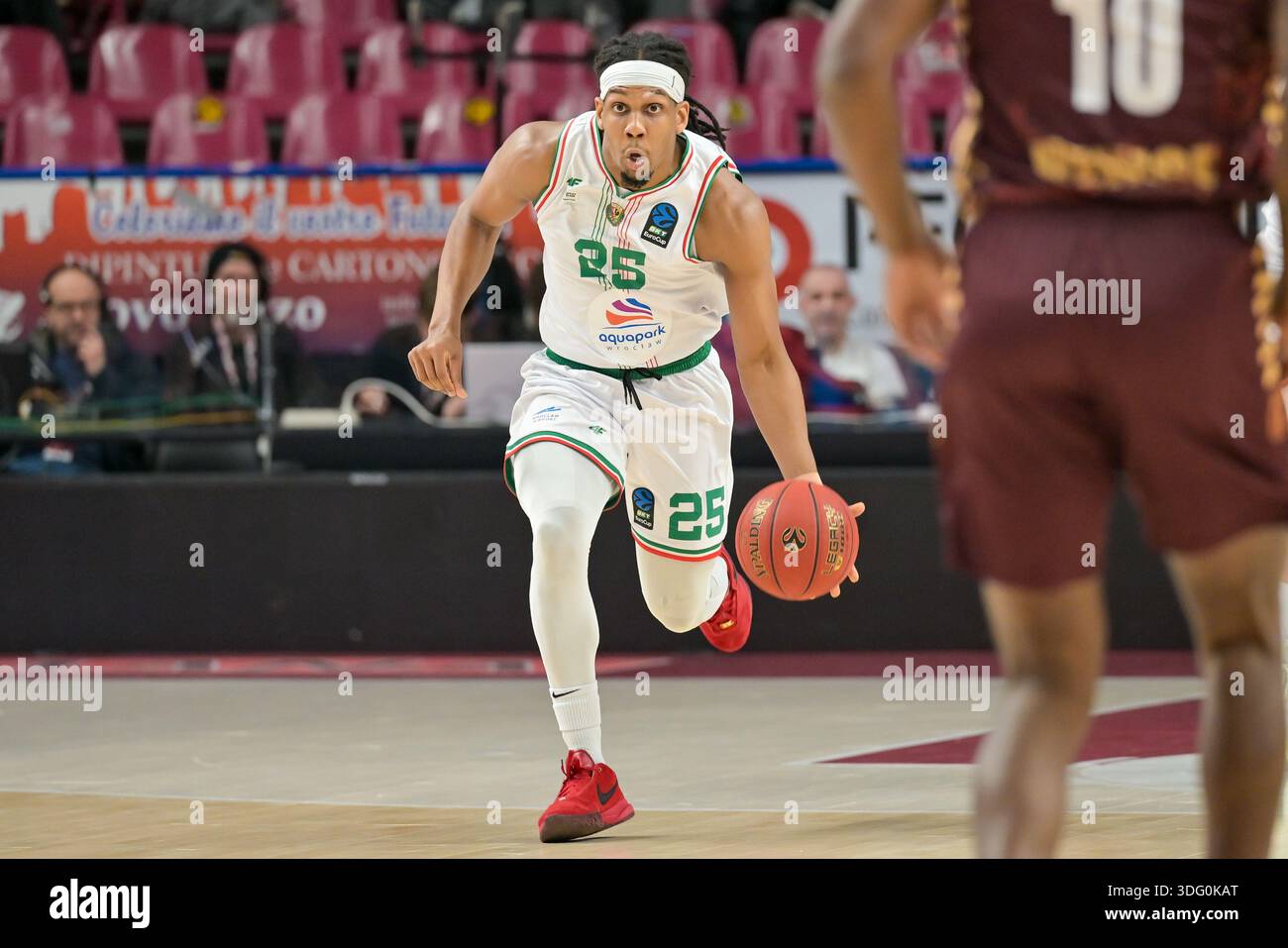 Slask Wroclan's Kadre Gray during Umana Reyer Venezia vs Slask Wroclaw ...