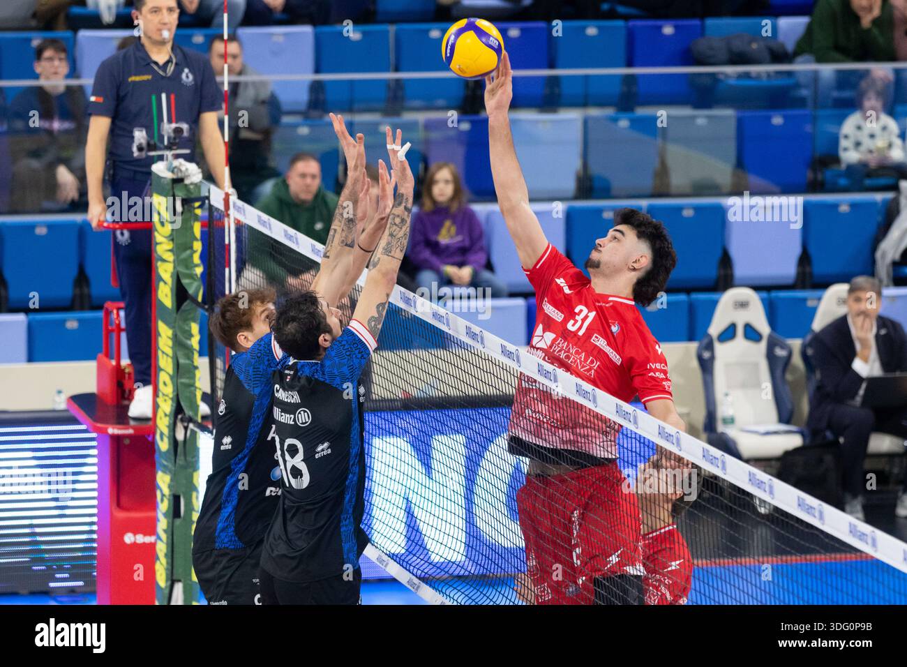 spike of Seddik, Gas Sales Piacenza during Allianz Milano vs Gas Sales ...