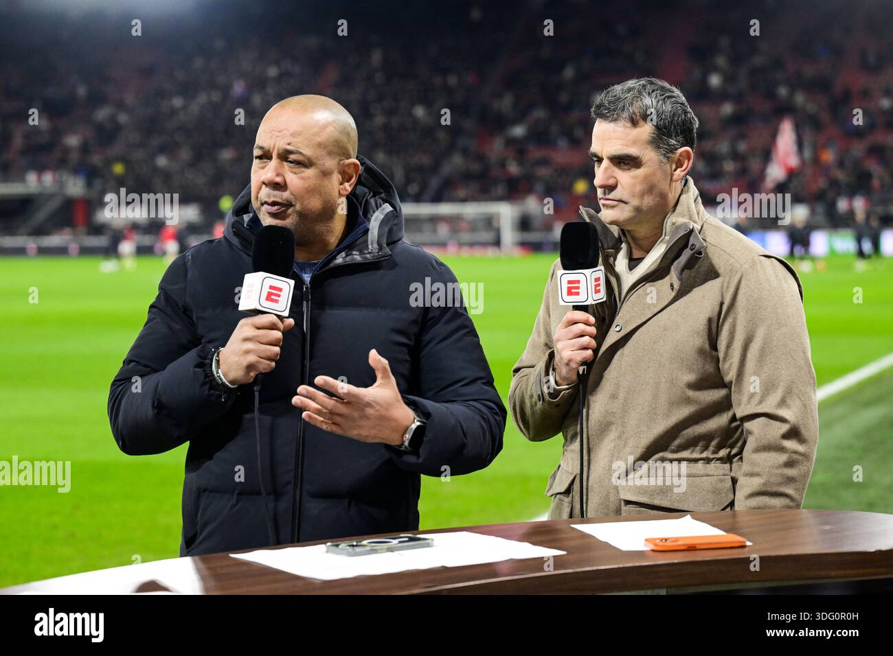 ALKMAAR - (l-r) Marciano Vink and Kenneth Perez during the round of 16 ...